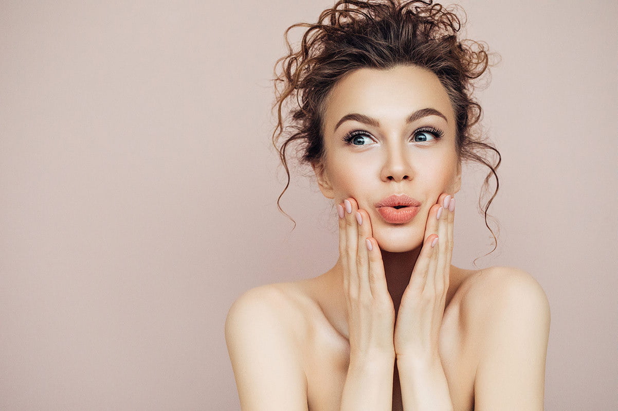 Here's How to Keep Your Lips Hydrated - Cosmetic Surgery Center